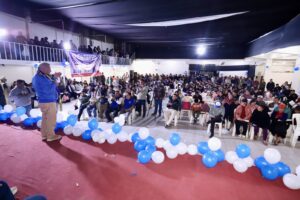 Elecciones 2026: César Acuña anuncia pago progresivo de la deuda social ...